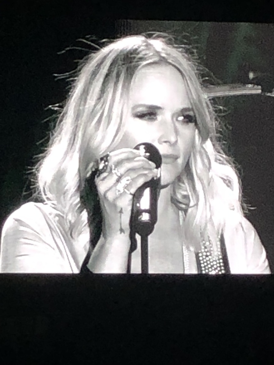 Apr 27, 2012: Miranda Lambert / Chris Young / Jerrod Niemann at ...