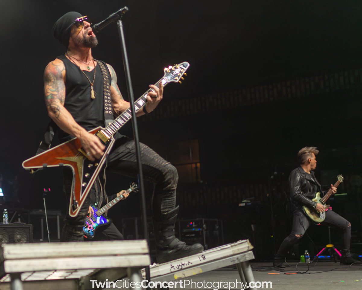 Dec 08, 2023: Falling In Reverse / Daughtry / Sleep Theory at ...