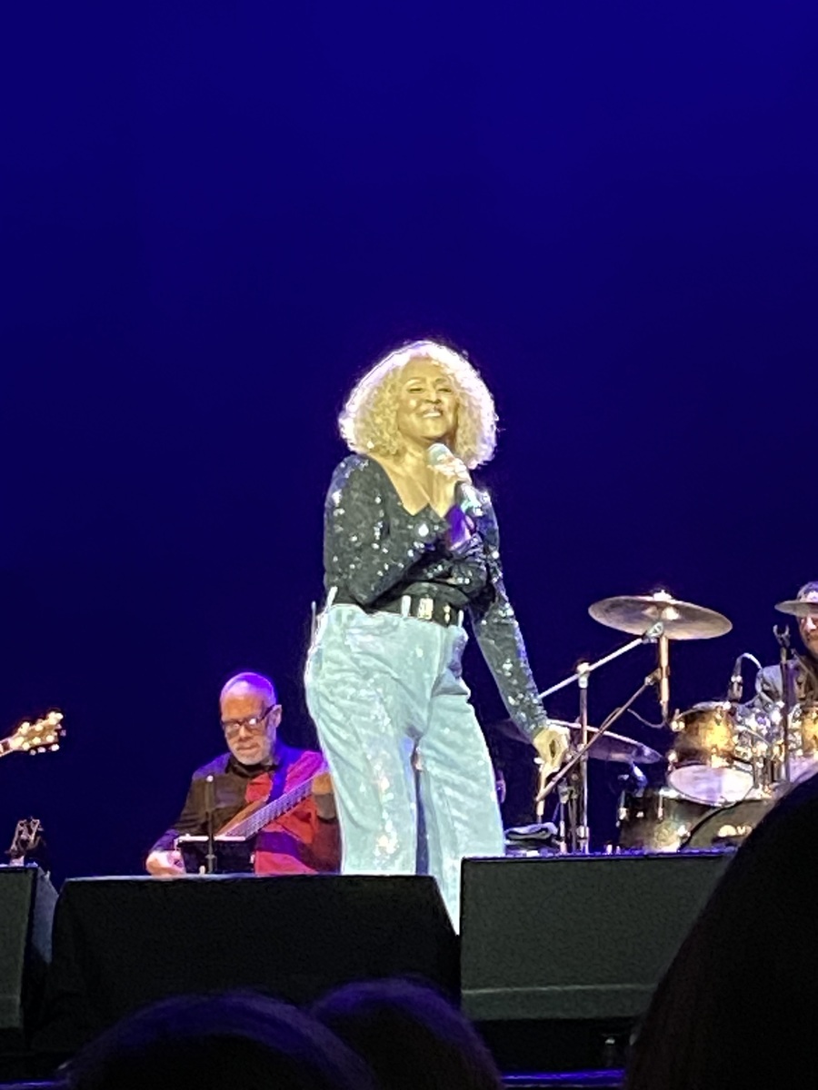 Darlene Love Concert & Tour History (Updated for 2024) | Concert Archives
