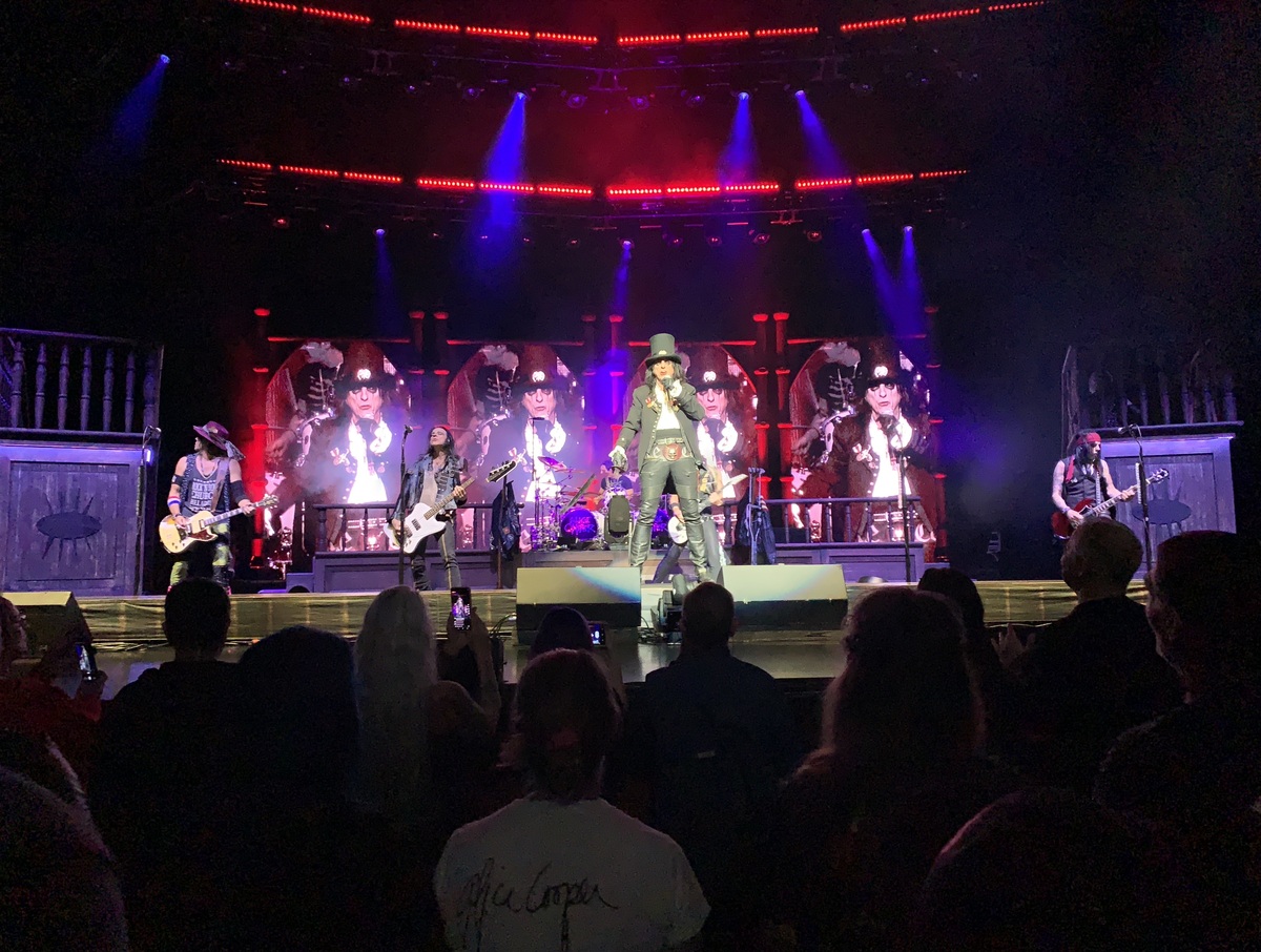 Alice Cooper Concert & Tour History (Updated for 2024) | Concert Archives