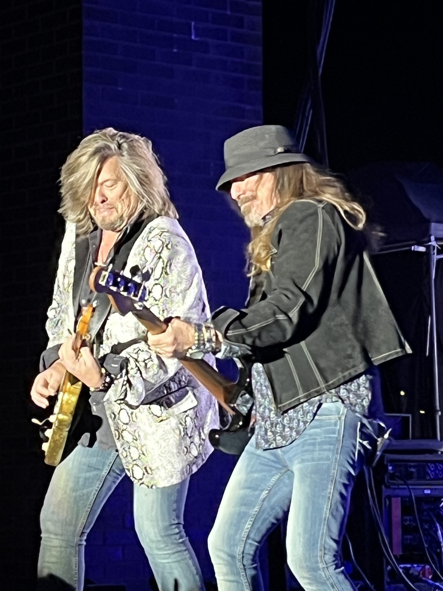 Tommy Lee Cook & The Buckingham Blues Band Concert & Tour History ...