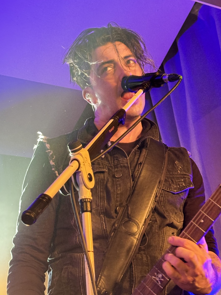 Planlos Concert Photos | Concert Archives