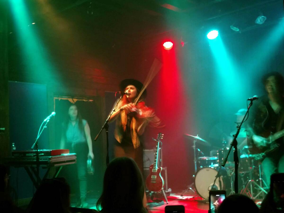 Jun 16, 2018: Suzanne Santo / Leah James at High Watt Nashville ...