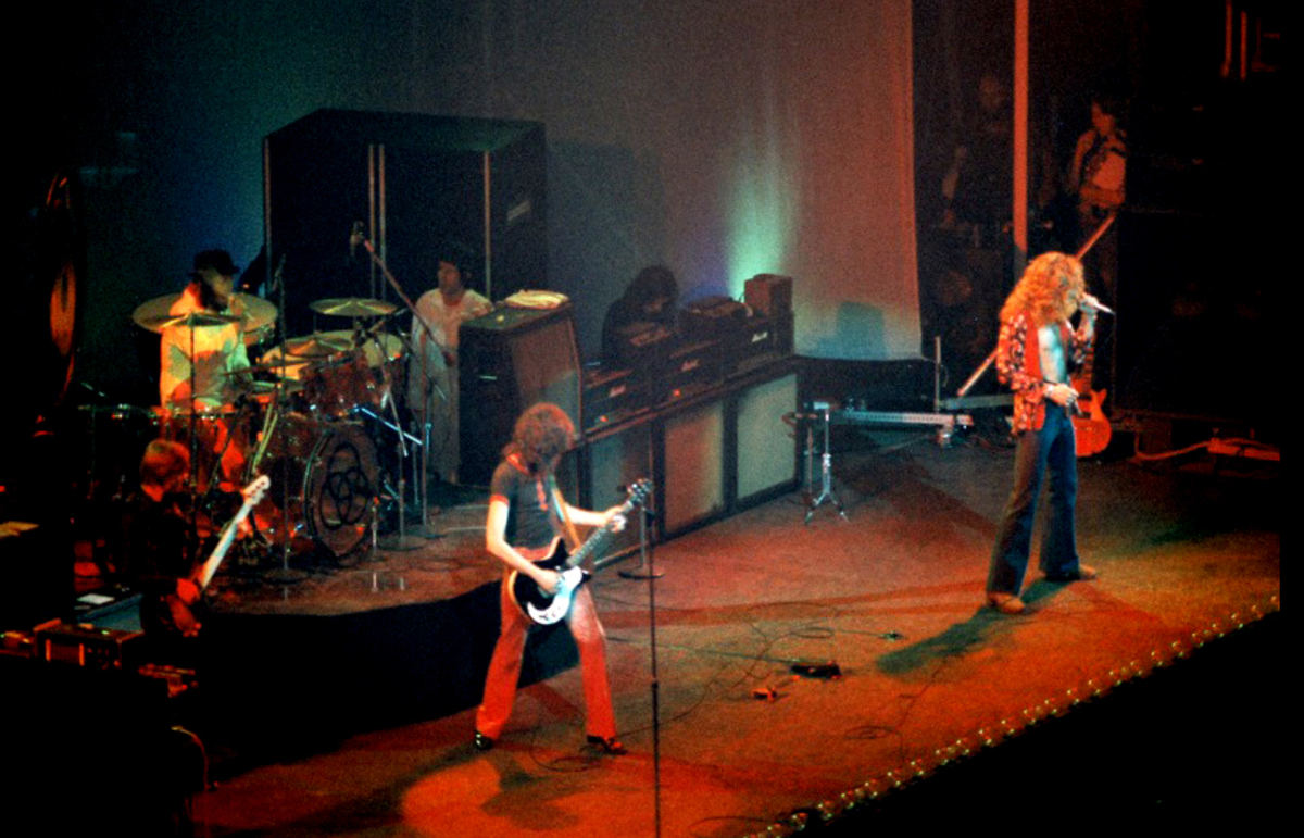 Led Zeppelin's 1975 Concert & Tour History | Concert Archives