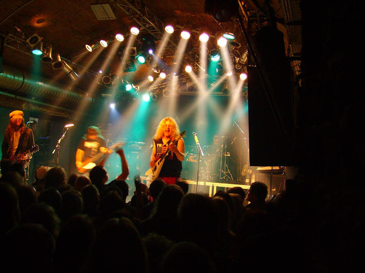 Tesla Concert & Tour History (Updated for 2024) | Concert Archives