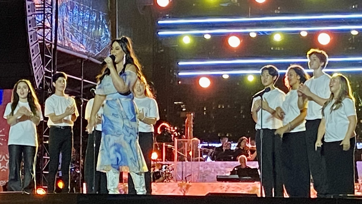 Loren Ryan Concert & Tour History | Concert Archives
