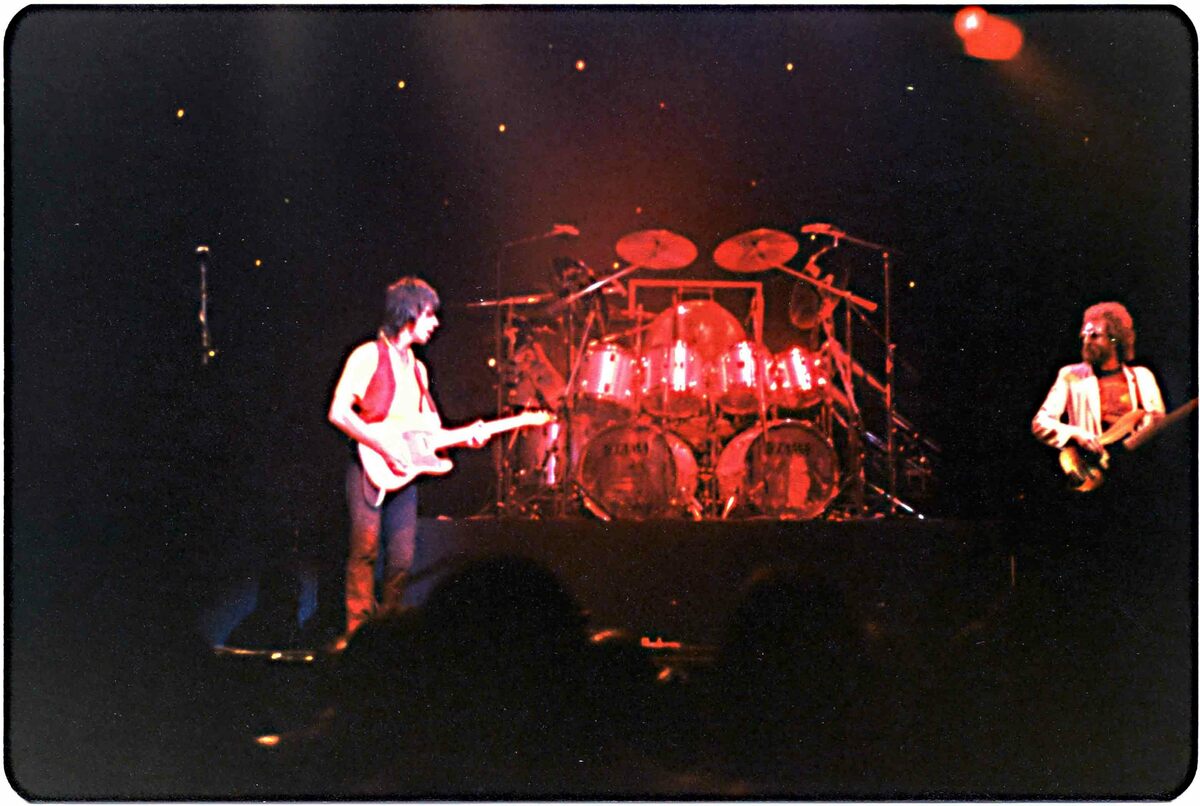 Jeff Beck Concert & Tour History | Concert Archives