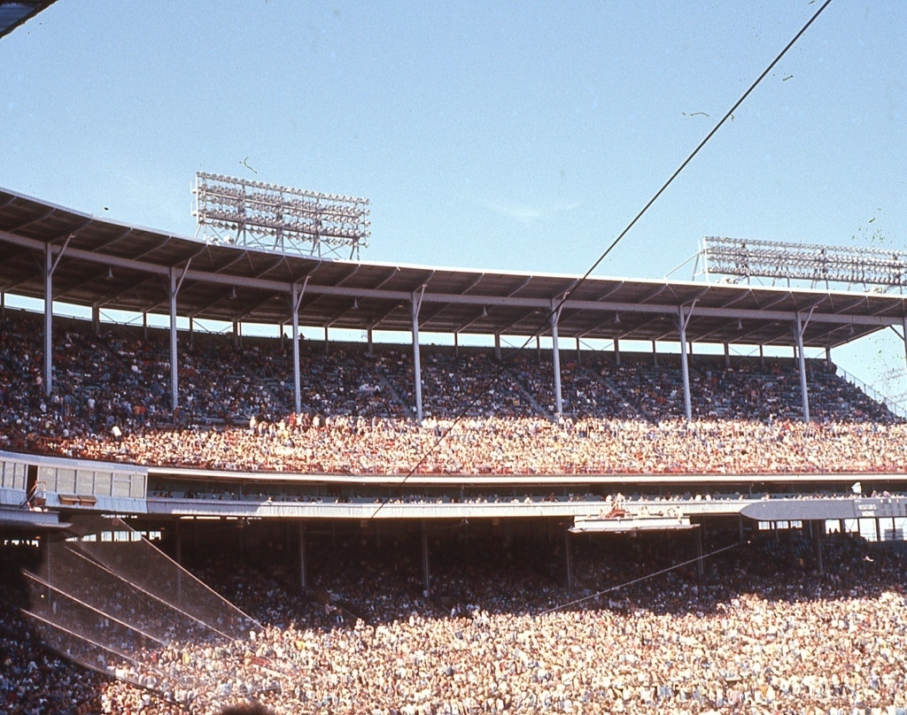 Concert History of Milwaukee County Stadium Milwaukee, Wisconsin ...