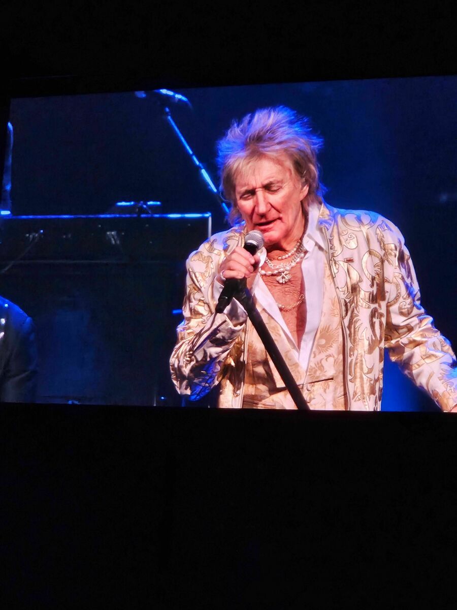 Rod Stewart Concert Photos | Concert Archives