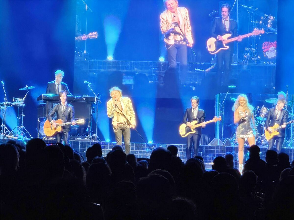 Rod Stewart Concert Photos | Concert Archives