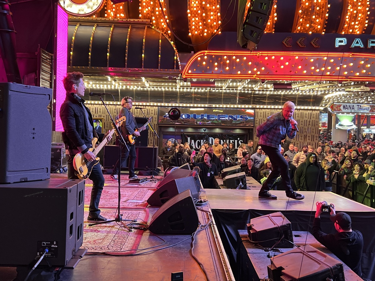 The Offspring Concert & Tour History (Updated for 2024) | Concert Archives