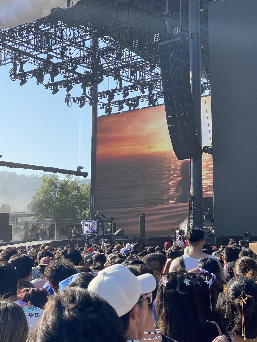 EAJ Concert Photos | Concert Archives