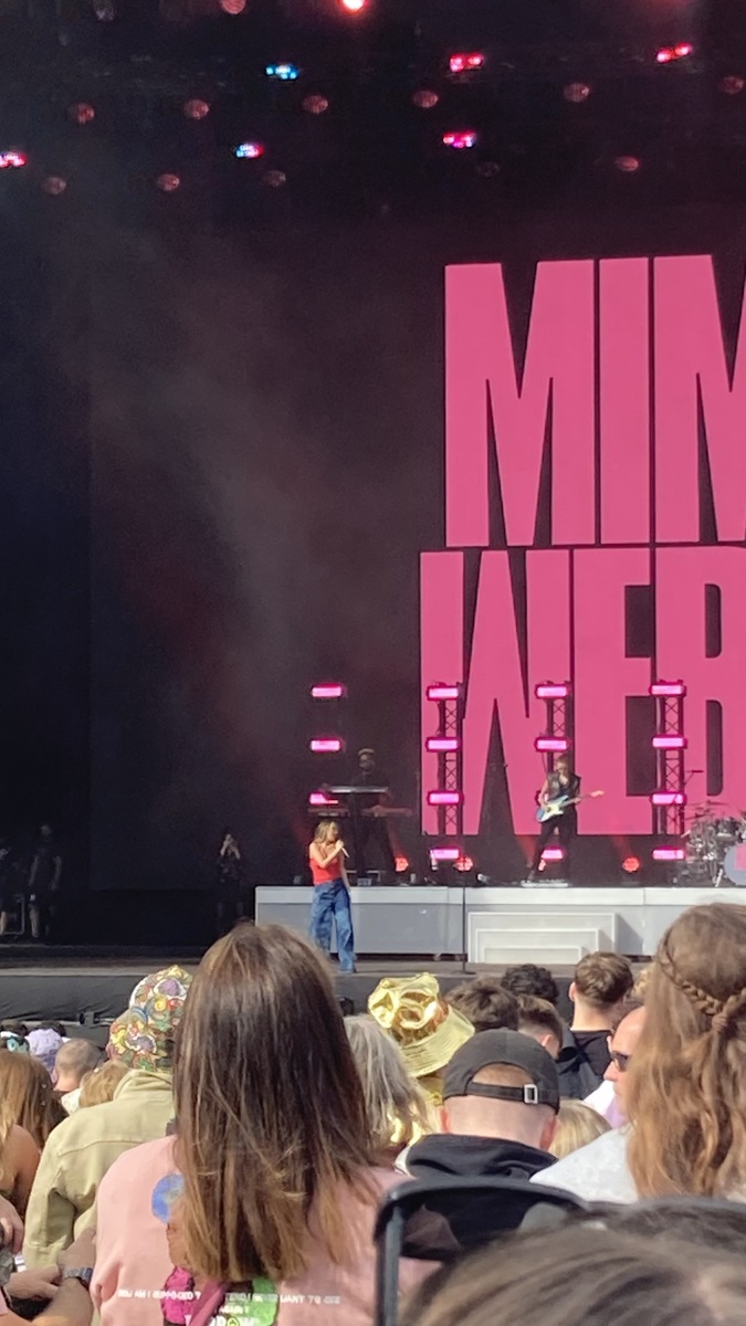 Billie Eilish Concert & Tour History | Concert Archives