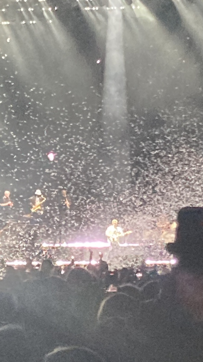 Billie Eilish Concert & Tour History | Concert Archives