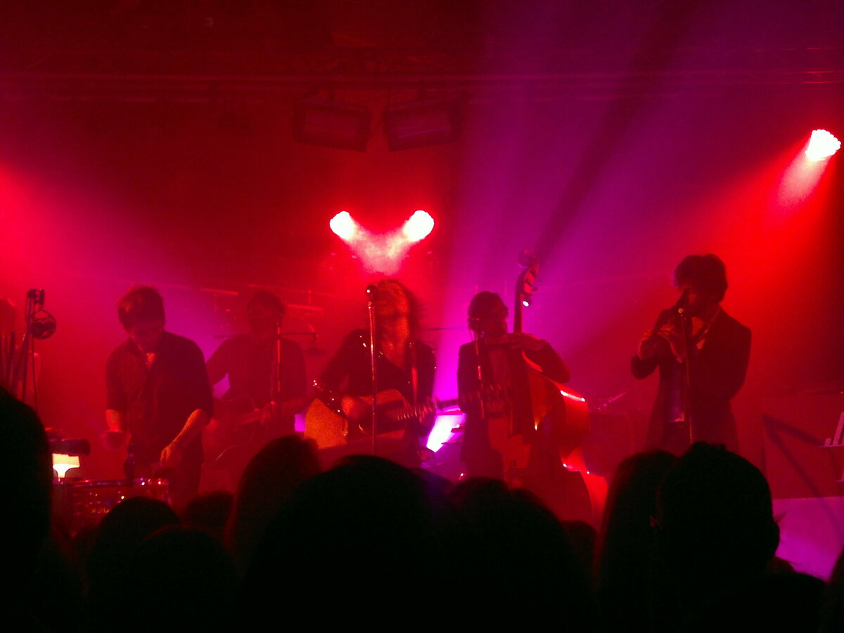 Oct 28, 2011: Julien Doré at Den Atelier Luxembourg, Luxembourg ...