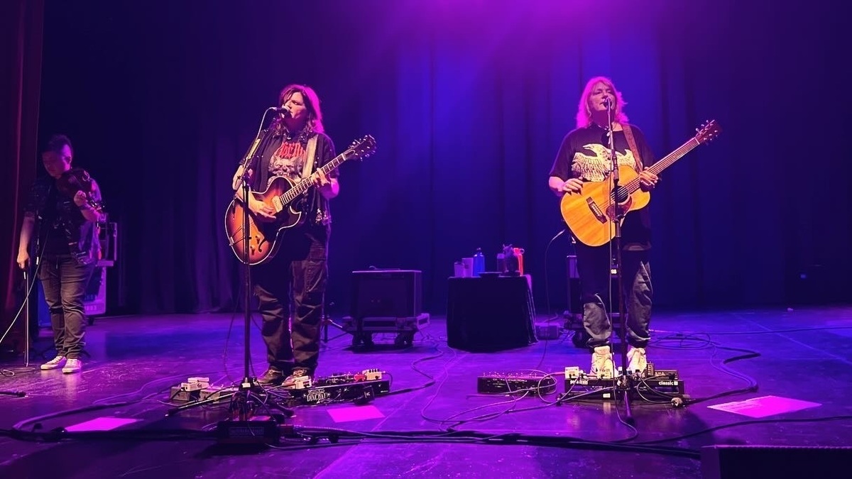 Indigo Girls Concert & Tour History (Updated for 2024) | Concert Archives