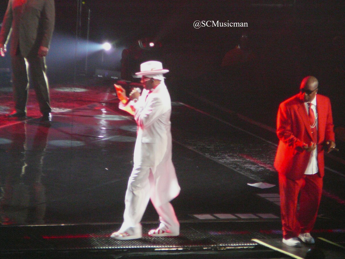 R. Kelly Concert & Tour History | Concert Archives