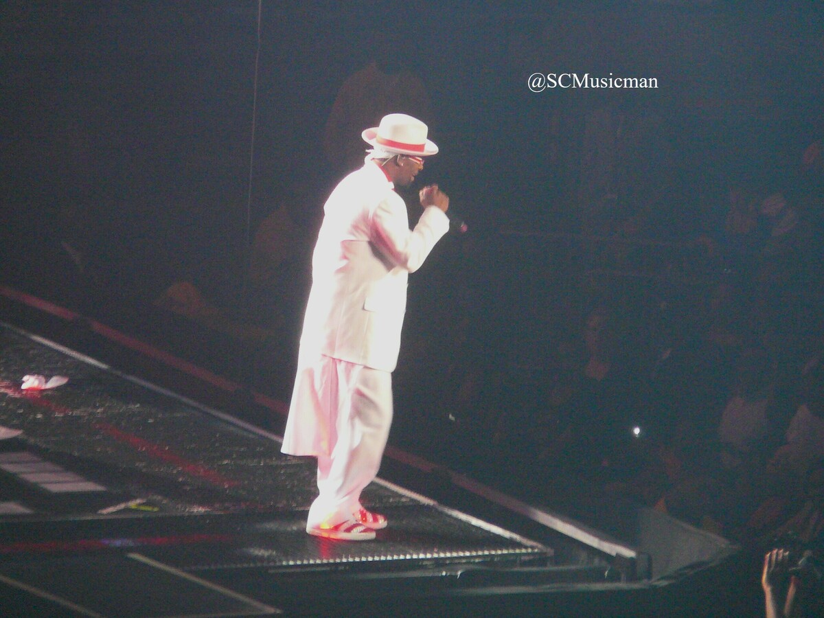R. Kelly Concert & Tour History | Concert Archives