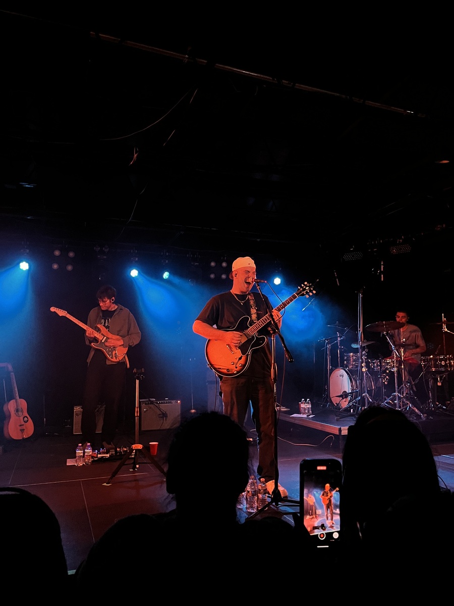 Mac Ayres Concert & Tour History (Updated for 2024 - 2025) | Concert ...