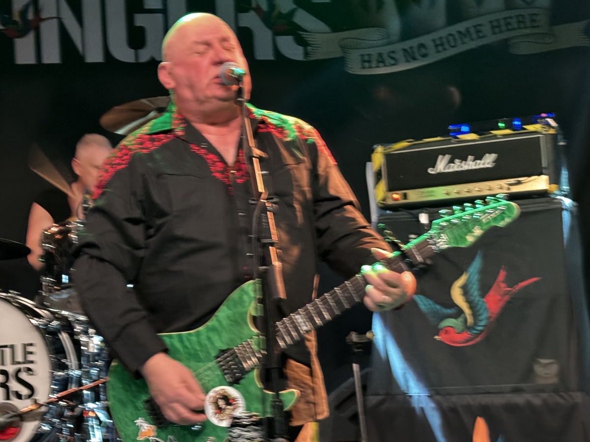 Mar 11, 2024: Stiff Little Fingers / Glen Matlock at Rock City ...