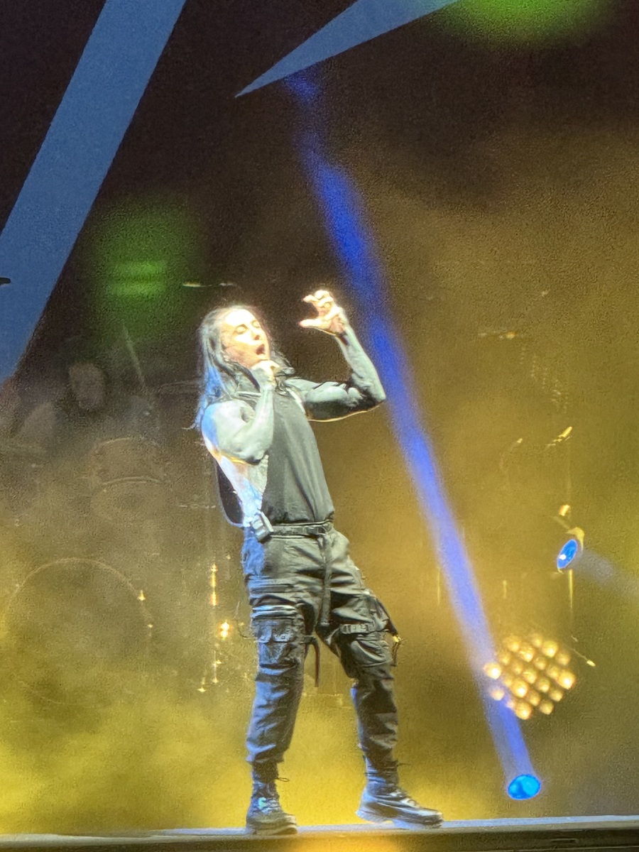 Mar 02, 2024: Disturbed / Falling In Reverse / Plush at Talking Stick ...