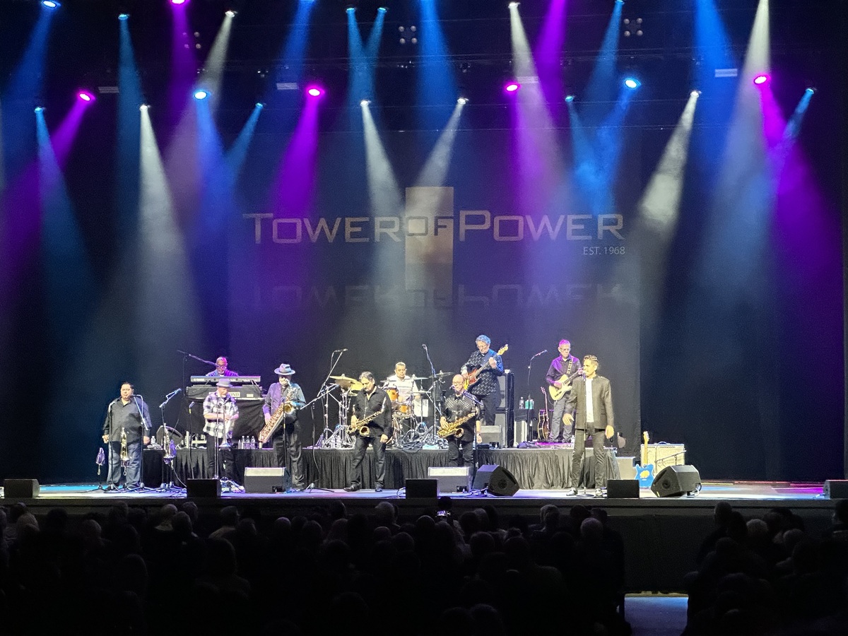 Tower Of Power Concert & Tour History (Updated for 2024) | Concert Archives