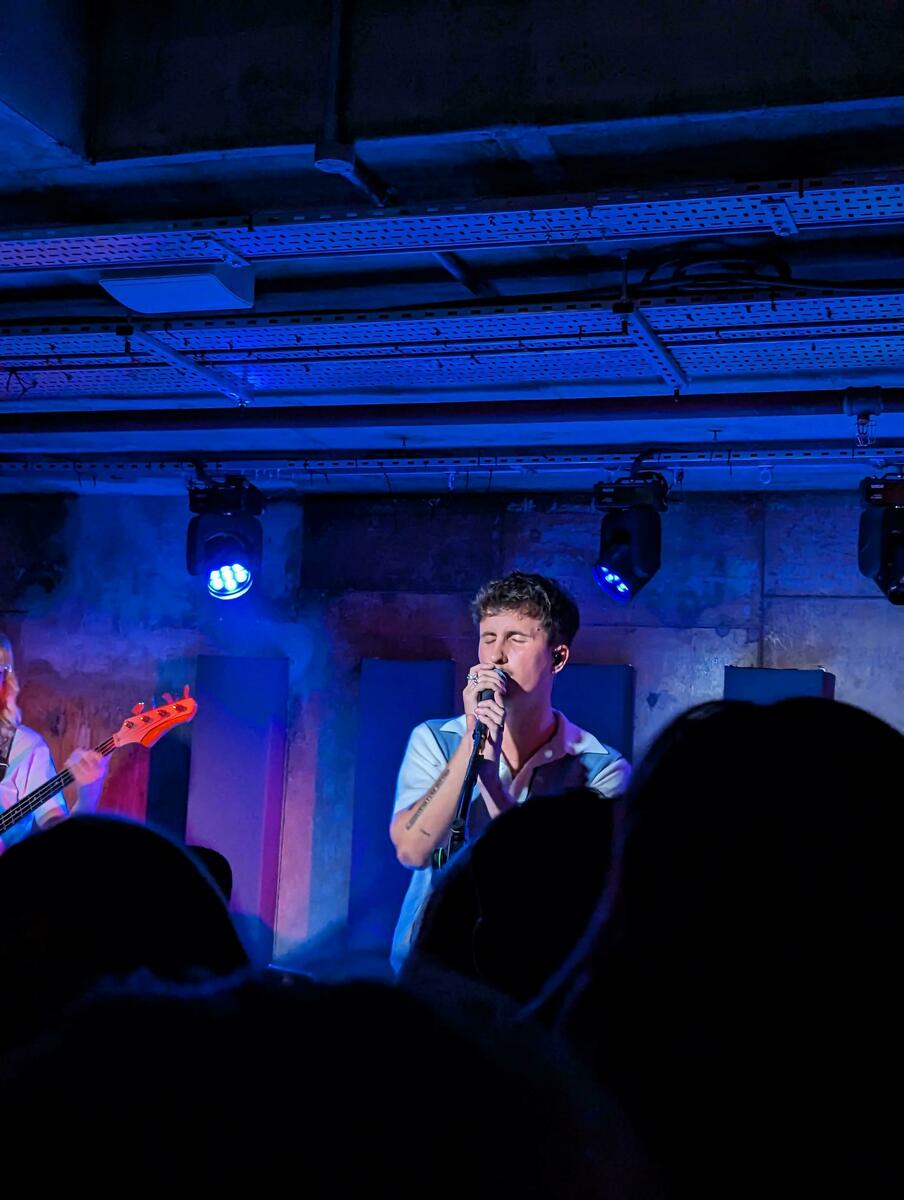 Erica Manzoli Concert & Tour History (Updated for 2024) | Concert Archives