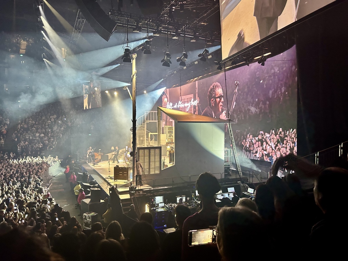 Feb 13, 2024: The 1975 / The Japanese House / Carly Holt-Hann at The O2 ...