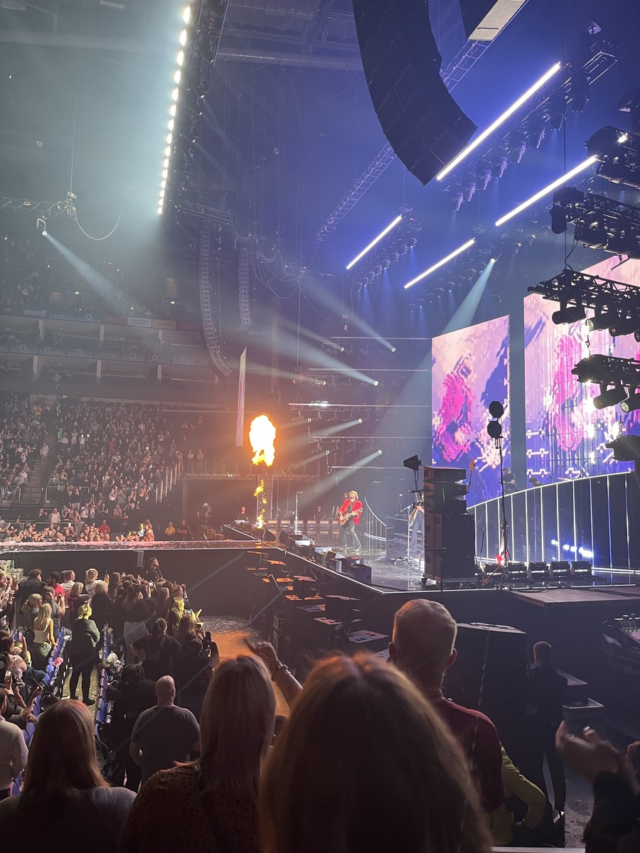 Mar 22, 2024: James Arthur / Dean Lewis / NEVE at The O2 London ...