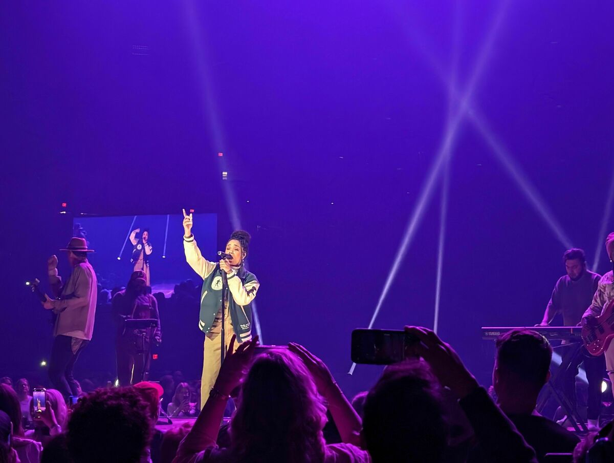 Jon Reddick Concert Photos | Concert Archives