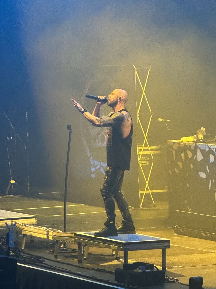 Breaking Benjamin Concert & Tour History (Updated for 2024) | Concert ...