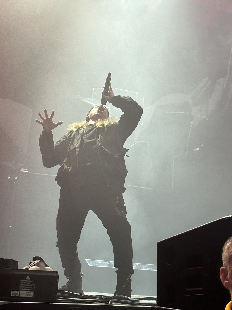 Breaking Benjamin Concert & Tour History (Updated for 2024) | Concert ...