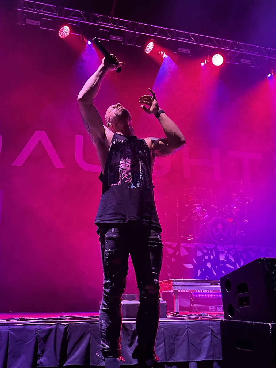 Breaking Benjamin Concert & Tour History (Updated for 2024) | Concert ...