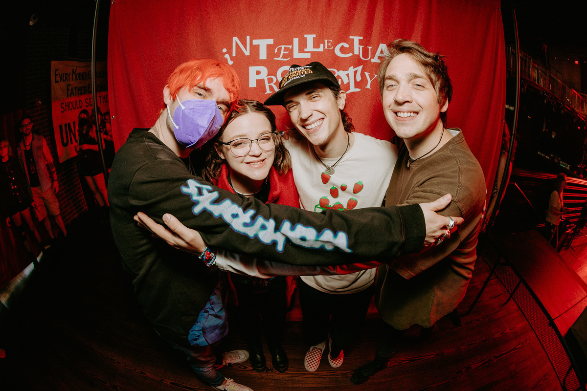 Elliot Lee Concert & Tour History (Updated for 2024) | Concert Archives