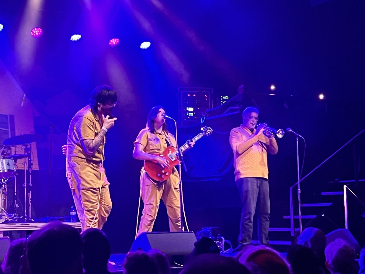 DNM Concert Photos | Concert Archives