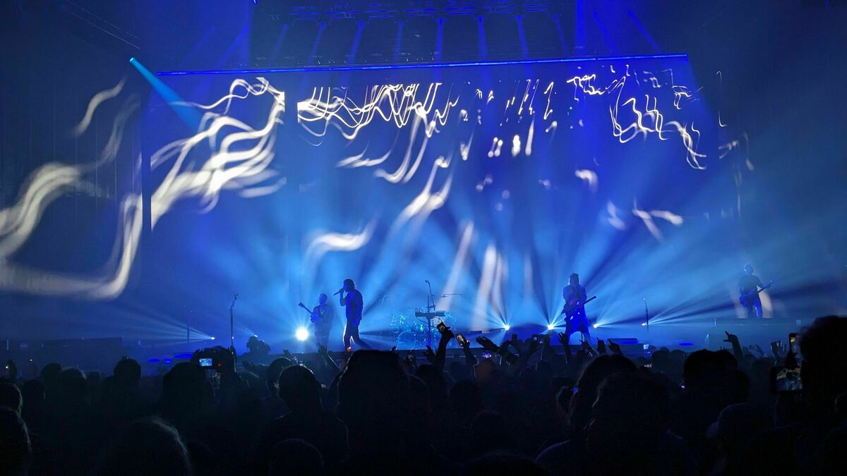 Poppy Concert & Tour History (Updated for 2024) | Concert Archives