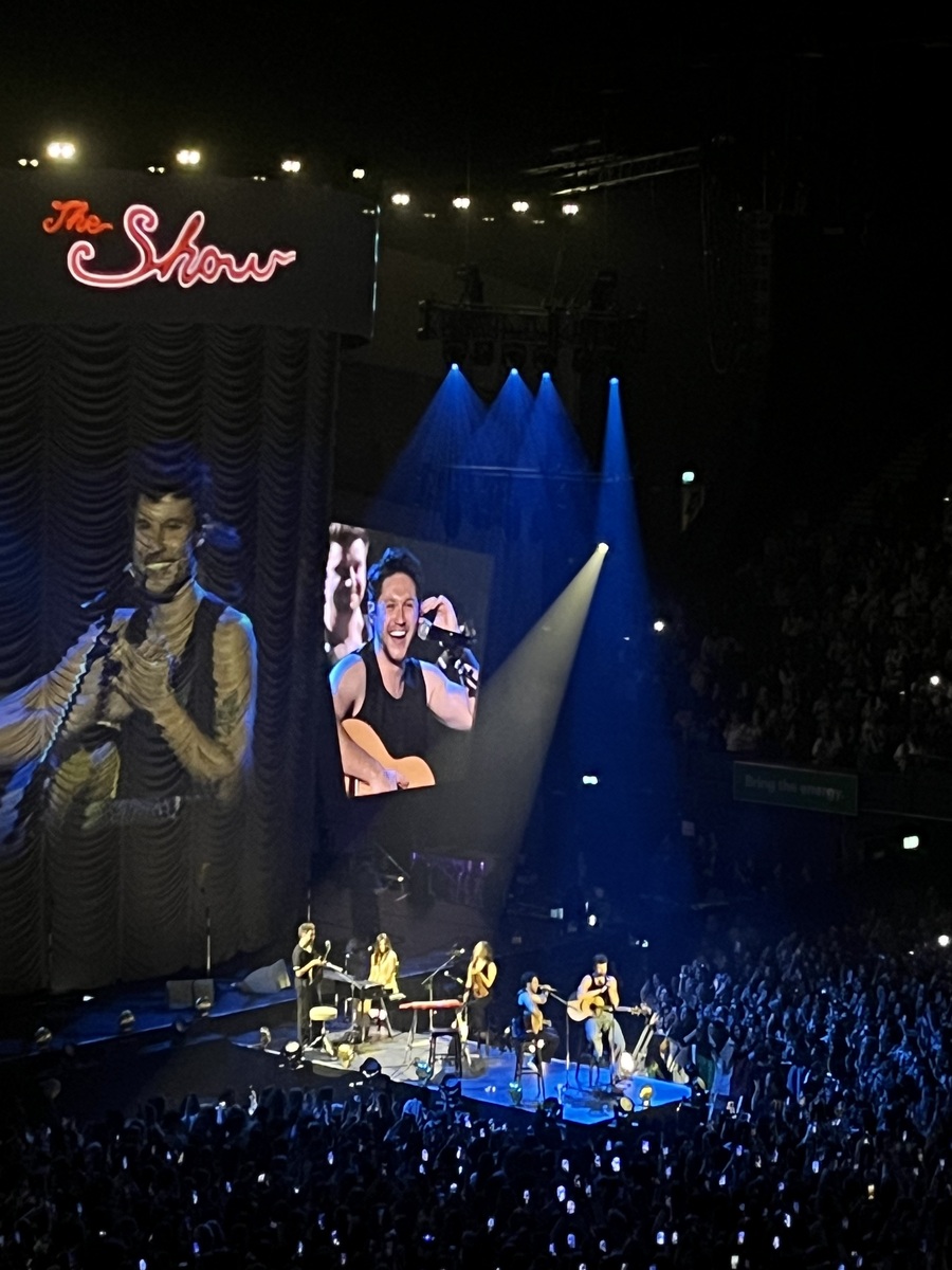 Mar 01, 2024: Niall Horan / Tommy Lefroy / Shawn Mendes at OVO Arena ...
