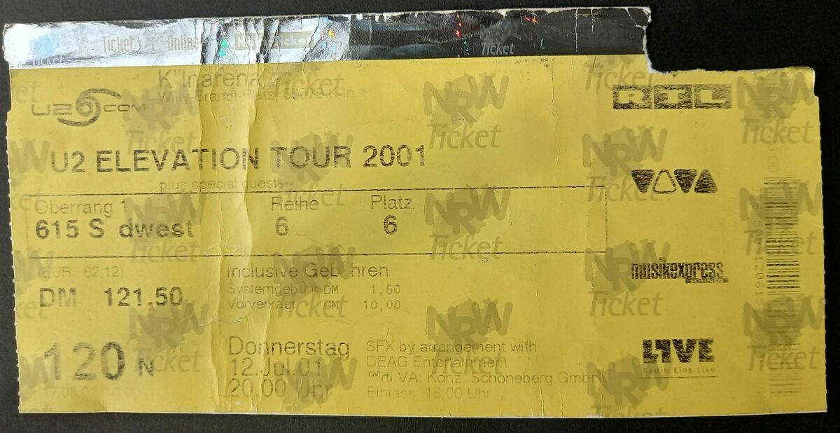 Jul 12, 2001: U2 at Kölnarena Cologne, North Rhine-Westphalia, Germany ...