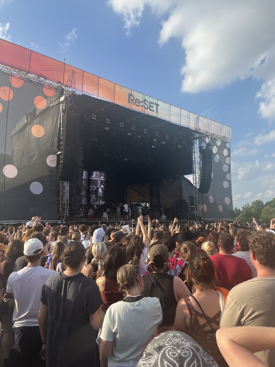 Clairo Concert & Tour History (Updated for 2024) | Concert Archives
