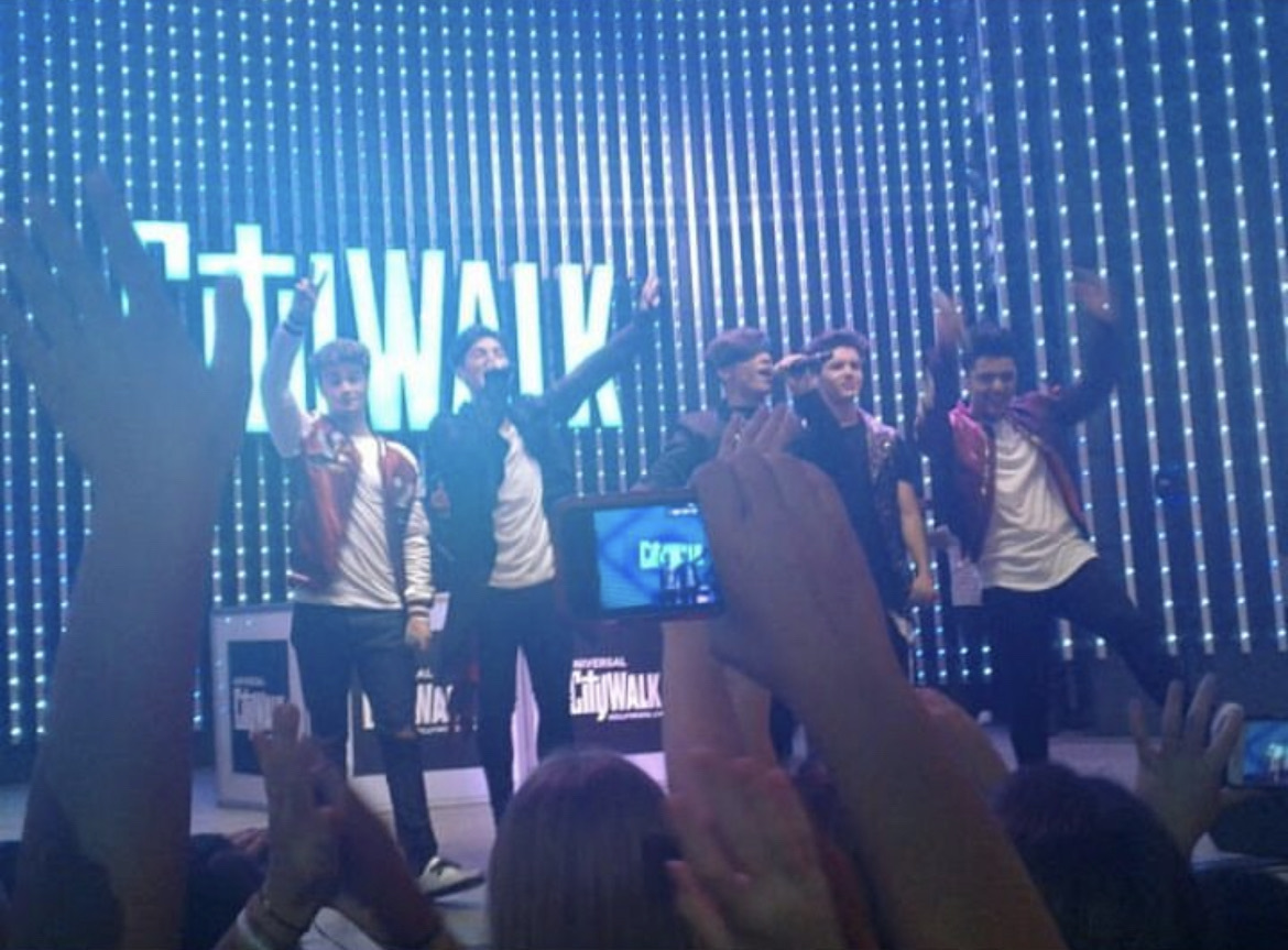 Dec 31, 2017: In Real Life at Universal CityWalk Universal City ...