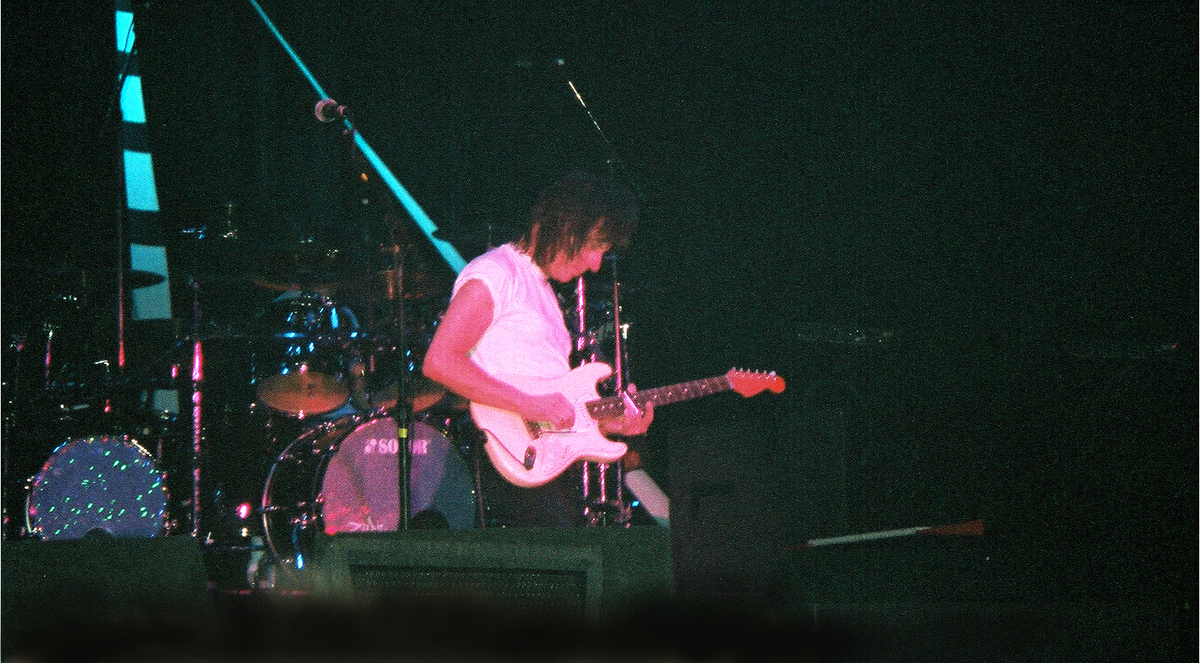 Jeff Beck Concert & Tour History | Concert Archives