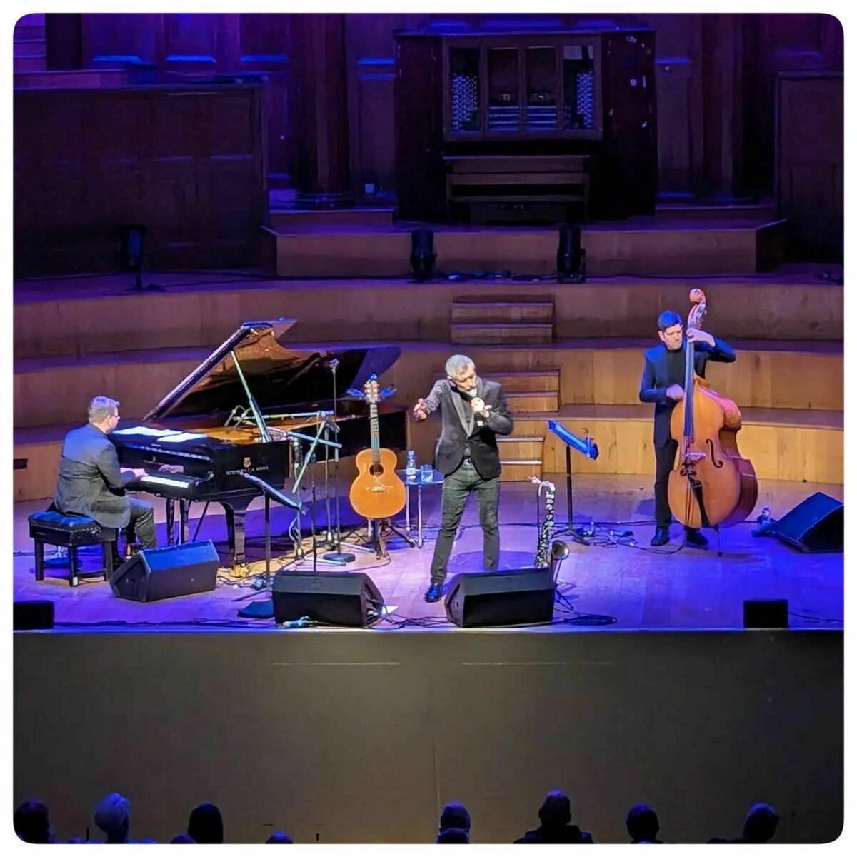 Curtis Stigers Concert & Tour History | Concert Archives