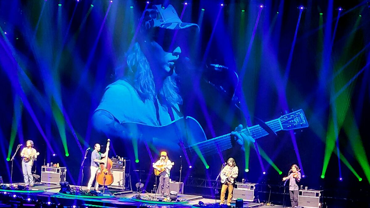 Billy Strings Concert & Tour History (Updated for 2024) | Concert Archives