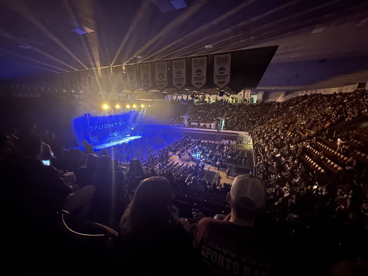 Breaking Benjamin Concert & Tour History (Updated for 2024) | Concert ...