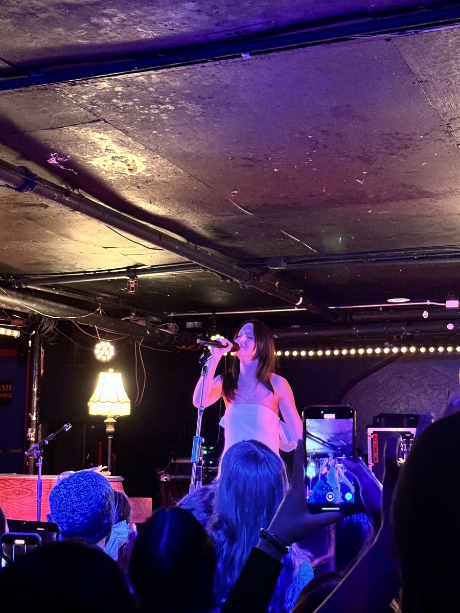 Sadie Jean Concert & Tour History (Updated for 2024) | Concert Archives