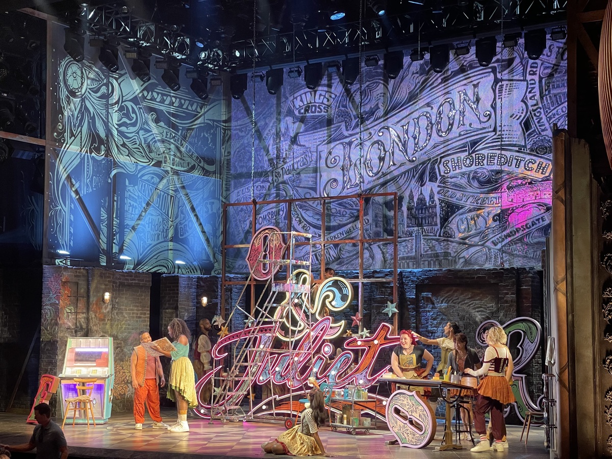 & Juliet (Broadway) Concert & Tour History | Concert Archives