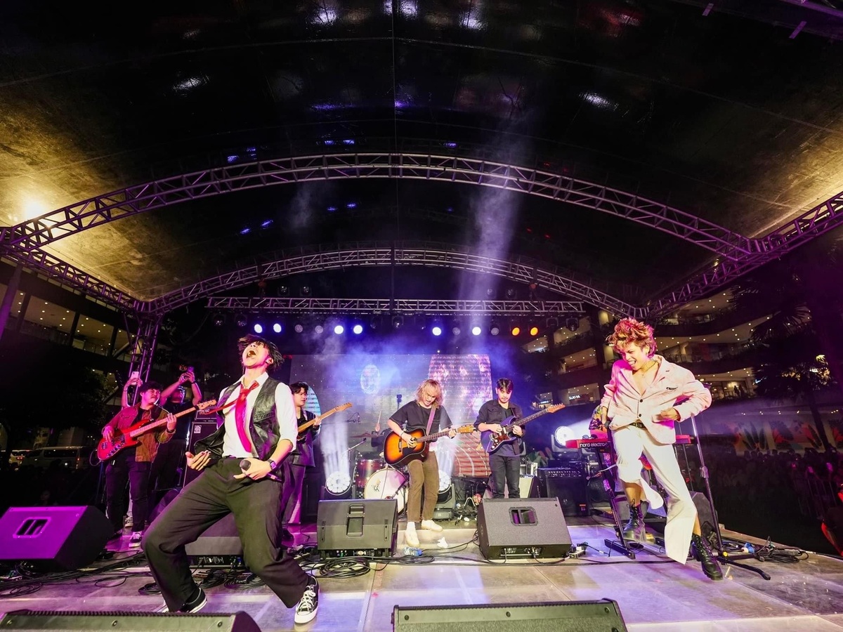 Amiel Sol Concert & Tour History (Updated for 2025) | Concert Archives