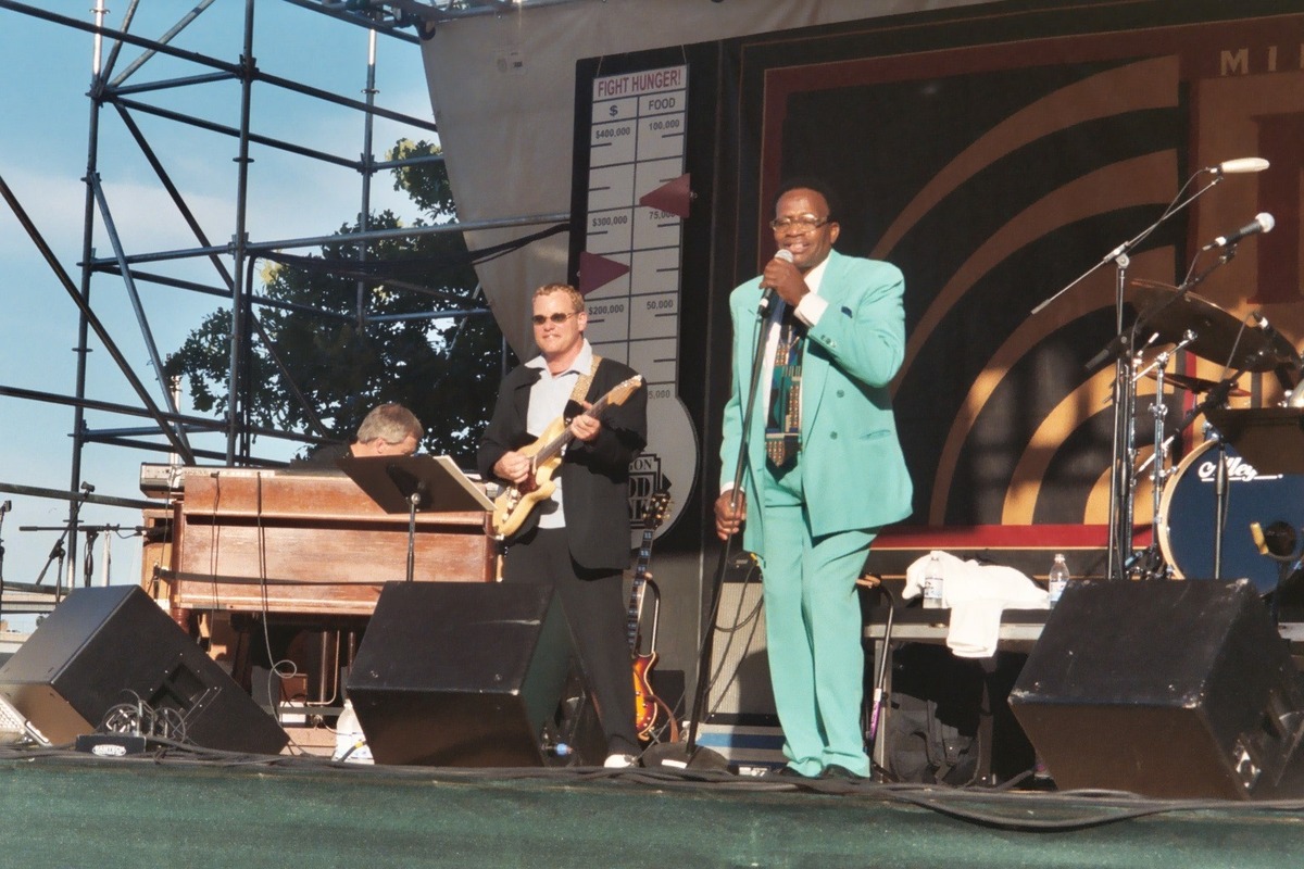 Howard Tate with the Uptown Horns Review Concert & Tour History ...