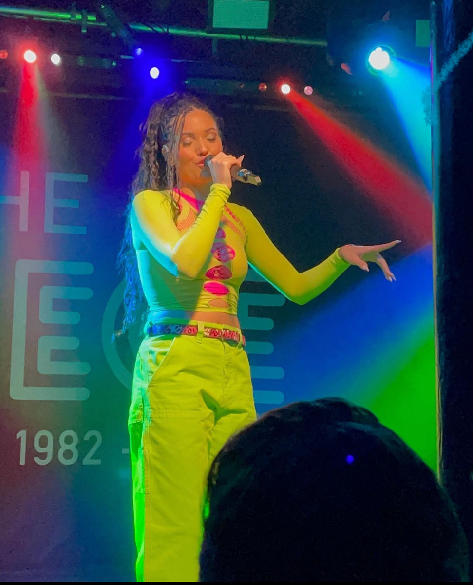 Mabel Concert Photos | Concert Archives