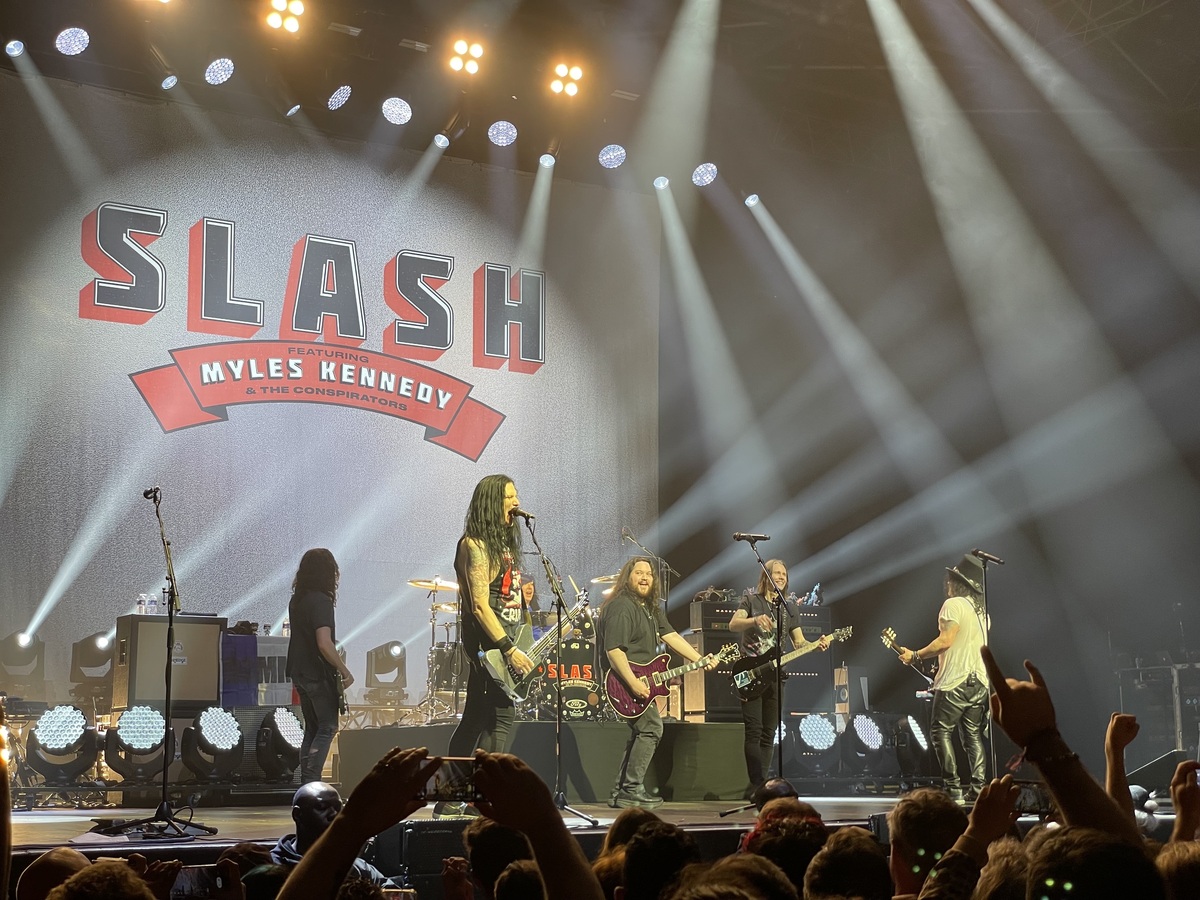 Slash Concert & Tour History (Updated for 2024) | Concert Archives